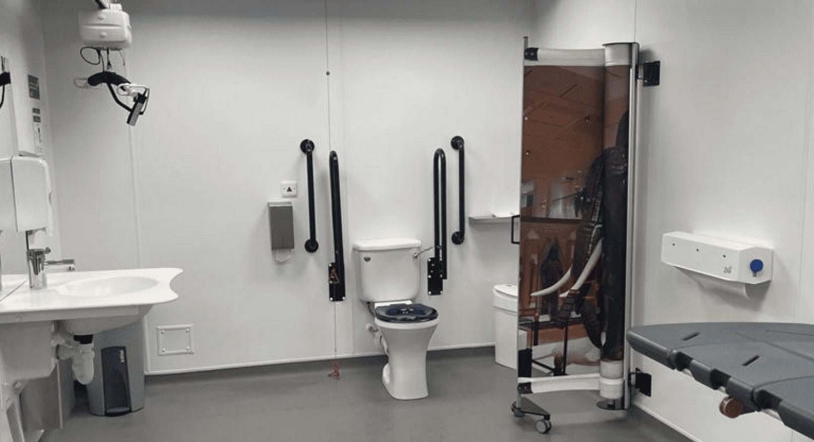 Installation of a Changing Places Toilet at the Royal Armouries Museum ...